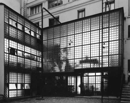 X-Ray Architecture – We Make Money Not Art