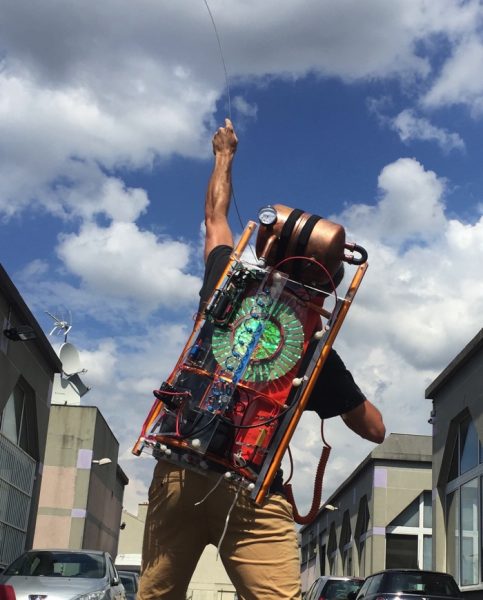 Tree Antenna: using trees for radio transmission – We Make Money Not Art